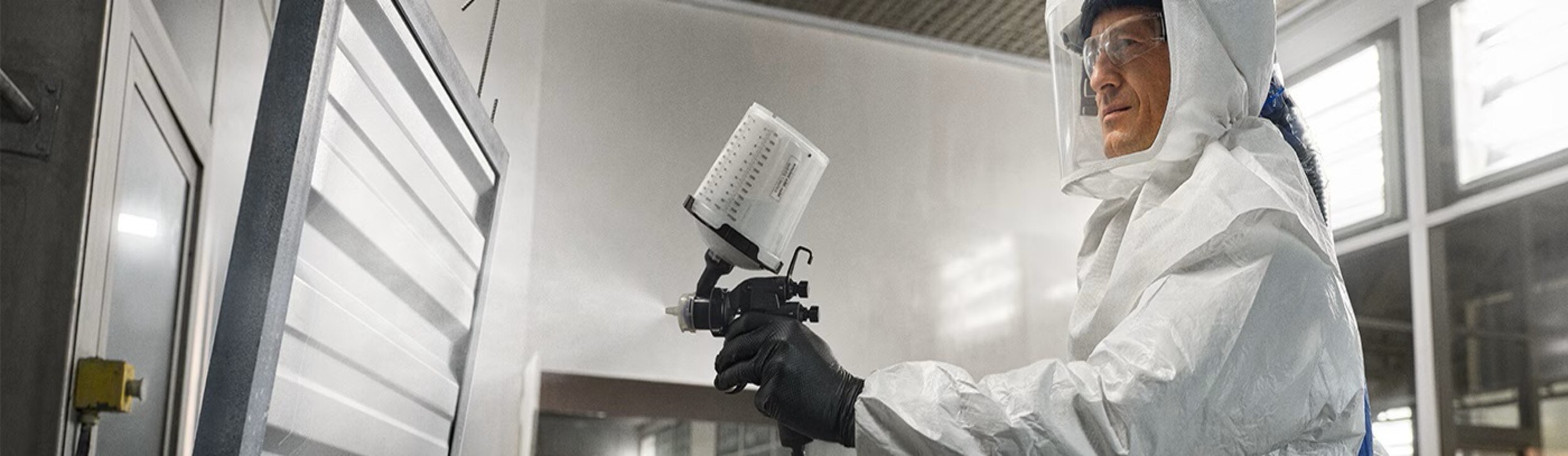 Spray Paint Masks & Respirators for Painting | 3M Australia